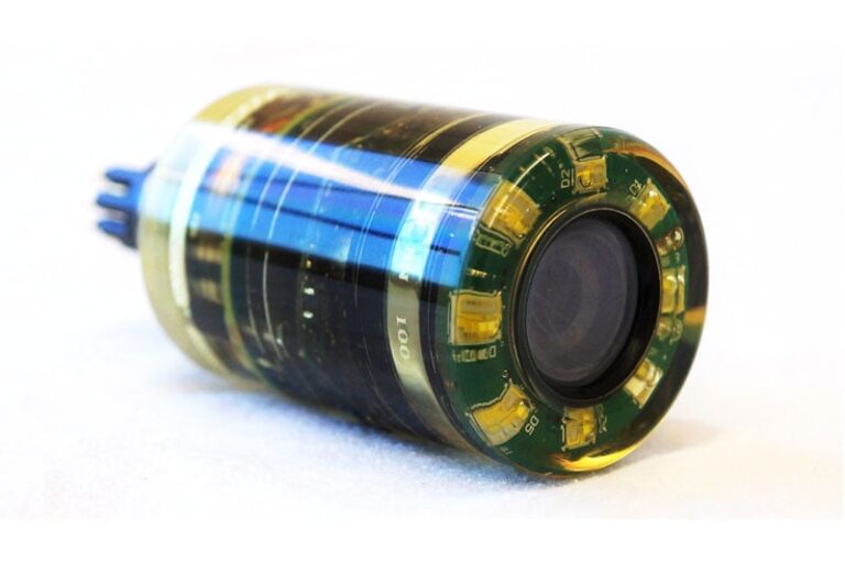 Crystal Cam Sapphire - VGL-NDT